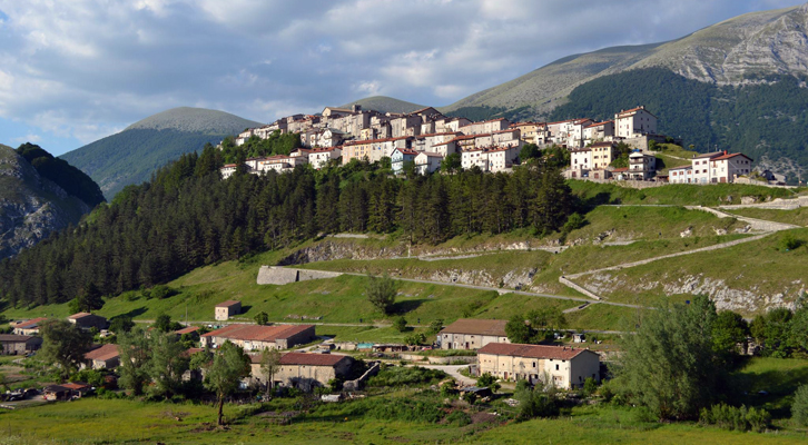 Opi e la bellezza dei paesaggi montani degli Appennini